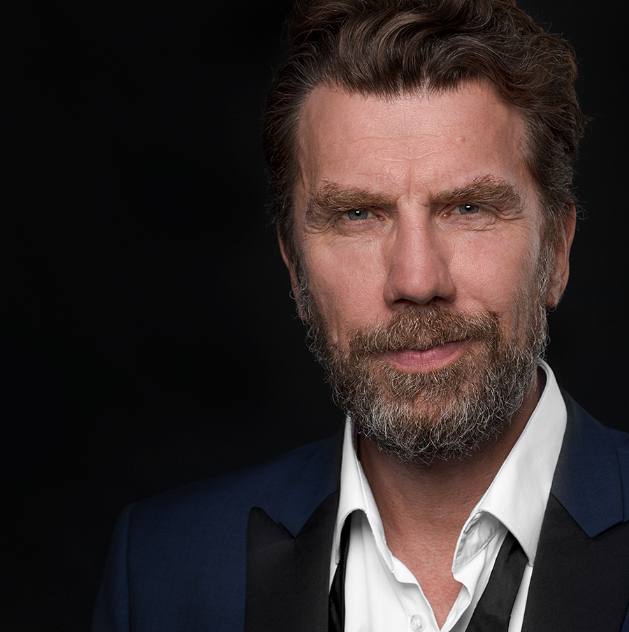 Fotograf Christian Krog . Det nye sort inden for portrætfotografering